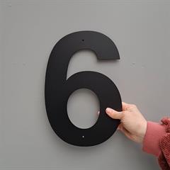 Husnummer i metal. Lundø 30 cm, Sort - Tallet 6